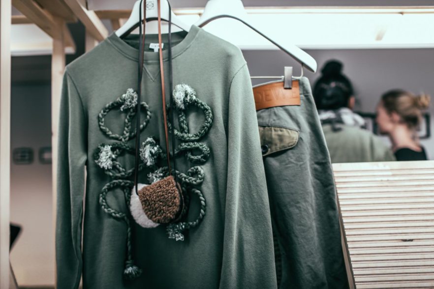 LOEWE FW18 — Cup of Couple